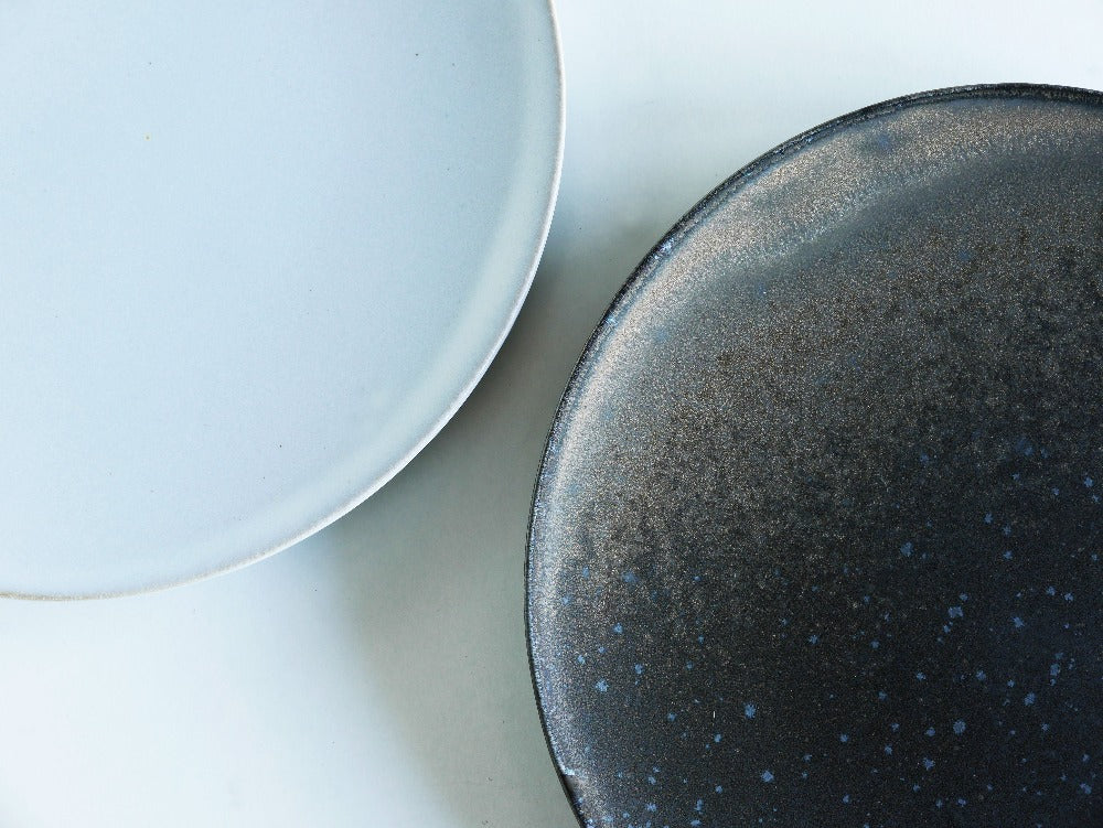 SyuRo｜せっ器 Plate S 白 / 黒– ハナレアルタナ ONLINE STORE